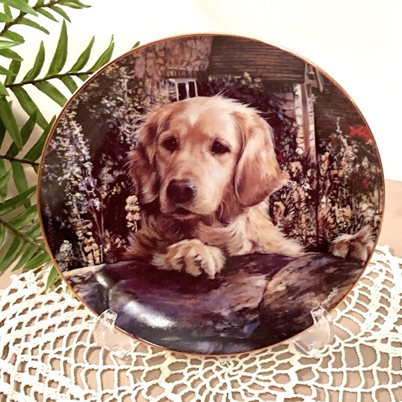 Accents | Danbury Mint Golden Retriever A Golden Welcome Limited ...